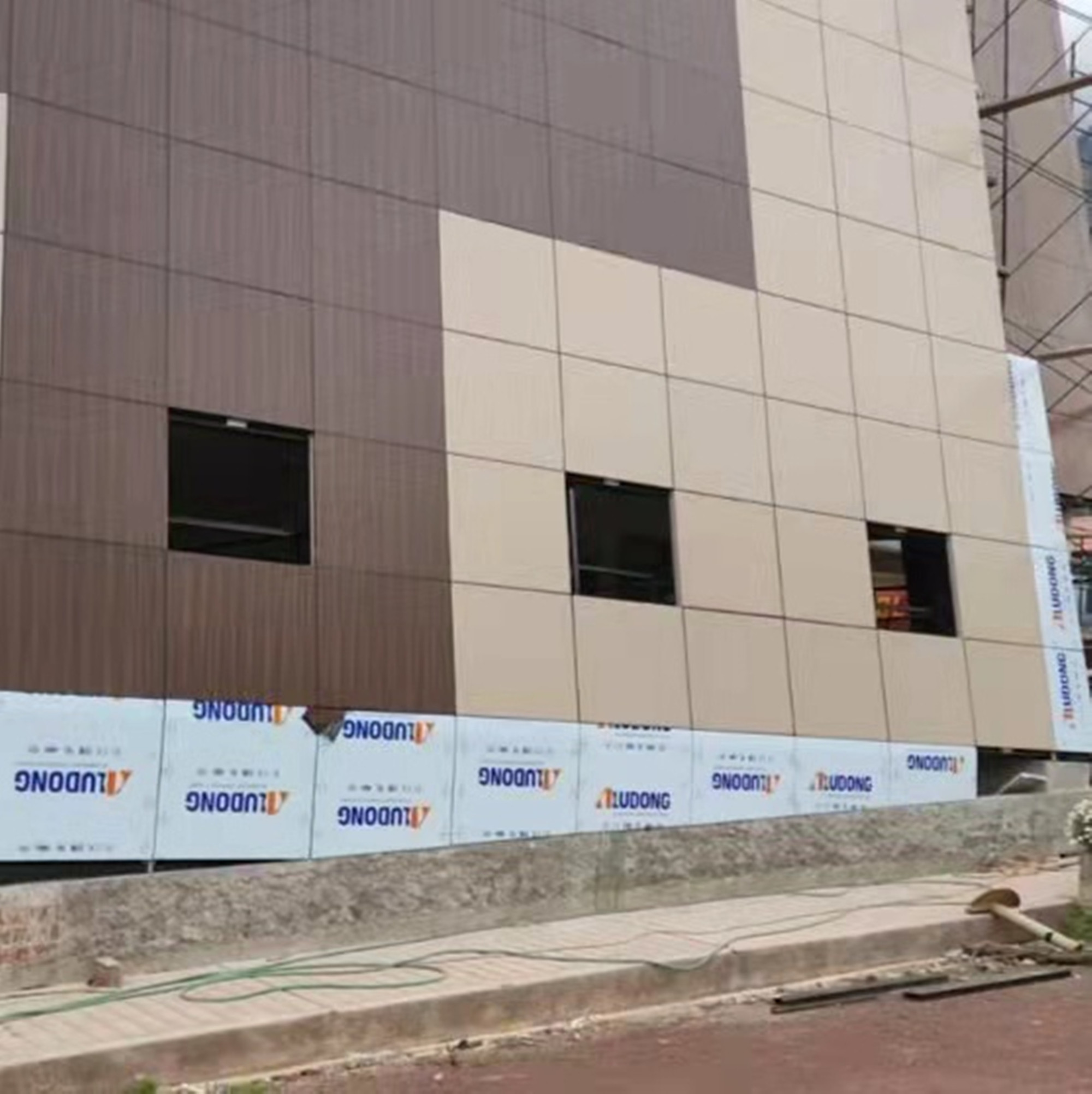 ACP PVDF Alüminyum Kompozit Malzeme Acm Levha 4mm